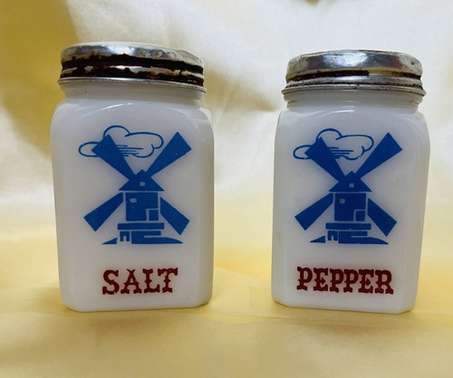 1930 Anchor Hocking Range Salt Pepper Shaker White Milk Glass Dutch ...