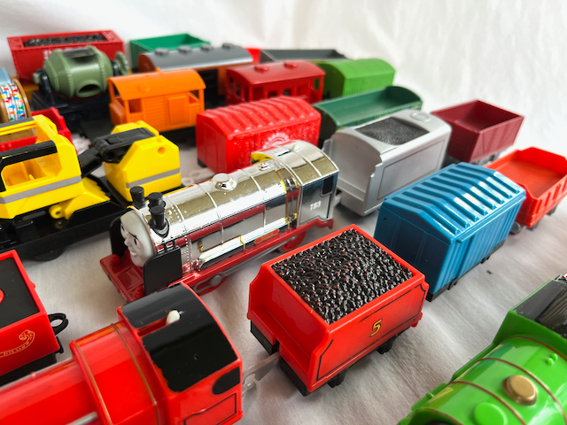 Thomas Train Trackmaster Motorized Train Lexi Yong Ace Percy Engines ...