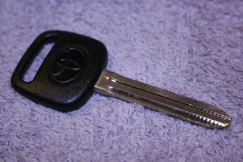 90999-00185 Key Blank - Brand New Uncut Key - Genuine Toyota OEM | eBay UK