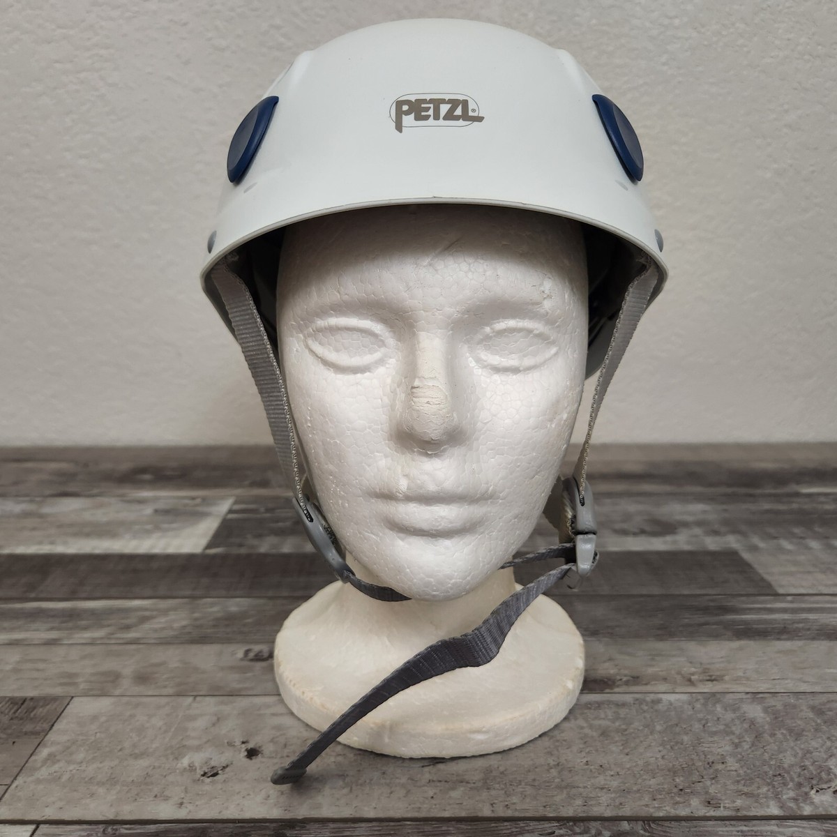 Petzl Climbing Helmet The 5 Best Climbing Helmets Of 2024 | GearJunkie