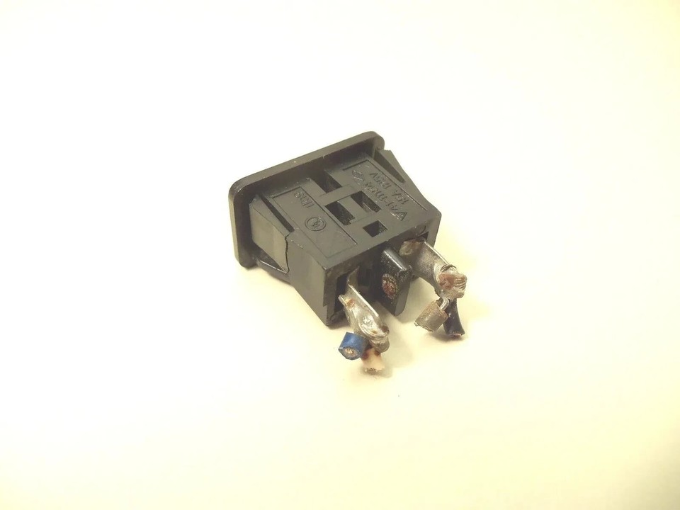 YAMAHA M-70 AMP PARTS - AC accessory power outlet jack receptacle | eBay