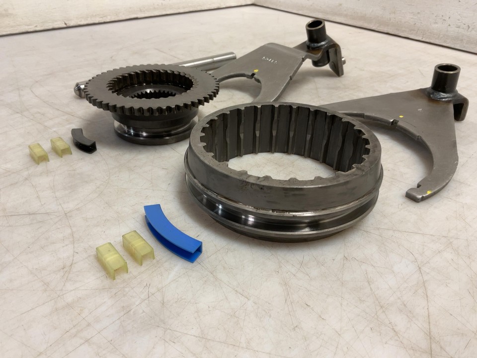 Jeep TJ Wrangler Rubicon Transfer Case NP241 Rail 2003 2004 2005 2006 ...