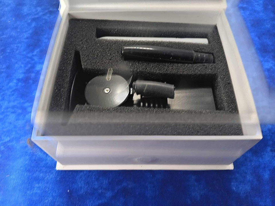 Bliss by Noel Qualter: Bill loaded into Sharpie | eBay