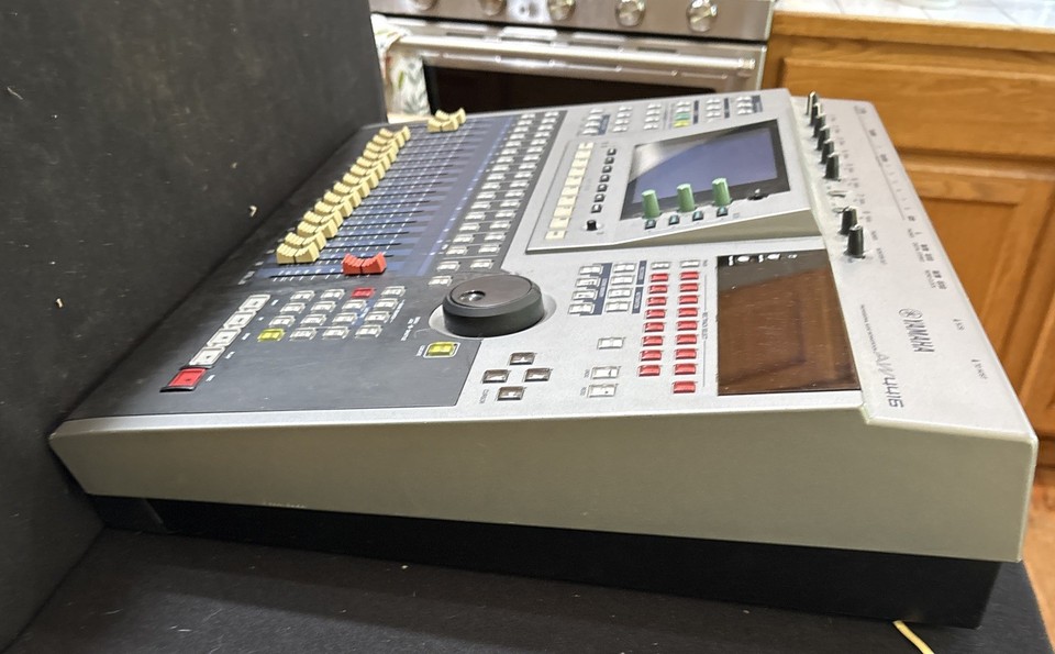 Yamaha AW4416 Professional Audio Workstation 16-Track Digital Recorder ...