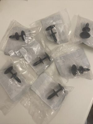 LAND ROVER PLASTIC RIVET LR3 LR4 RANGE SPORT DISCOVERY 5 DEF ...