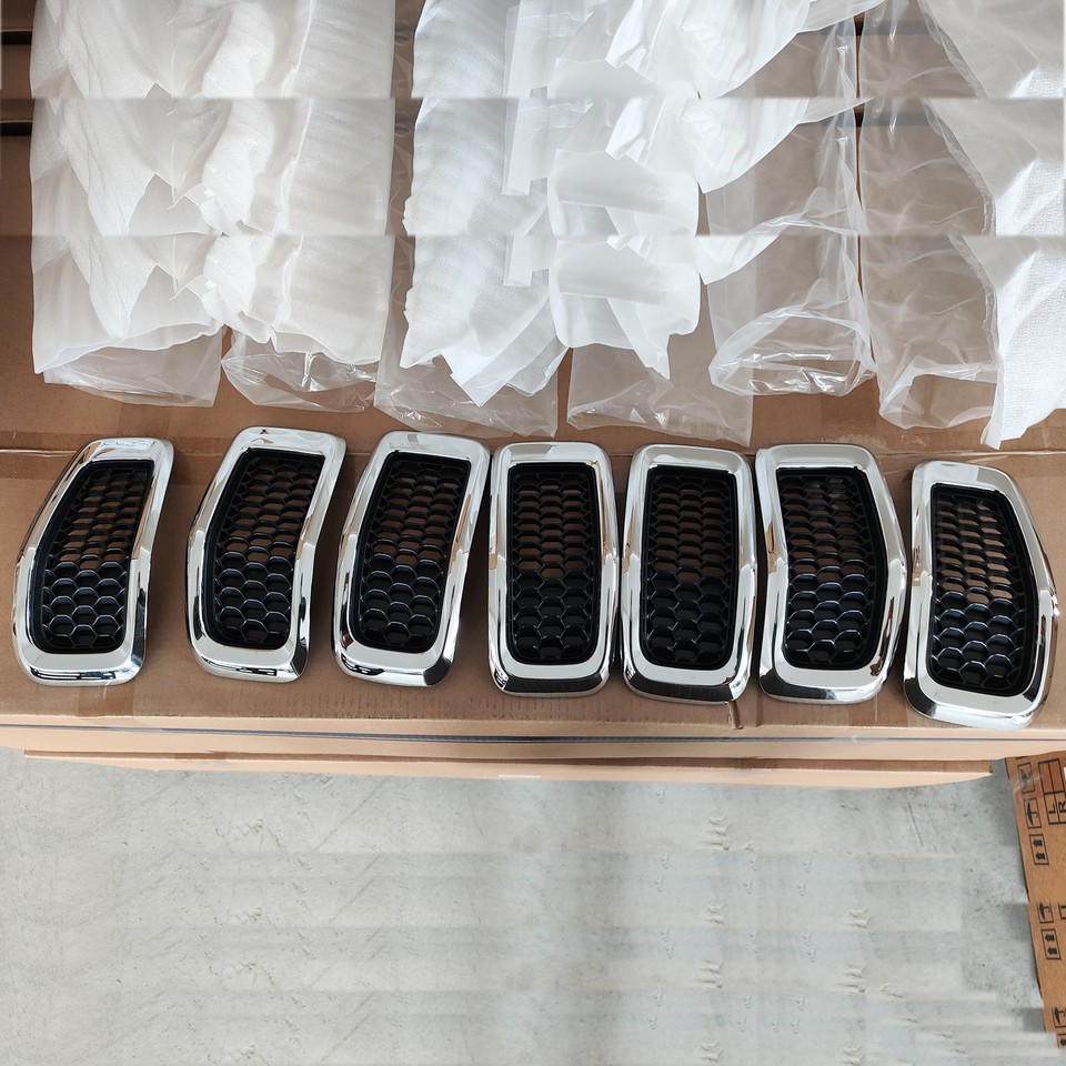 Front Bumper Cover Grille Complete Assembly Set For 2014 2018 Jeep ...