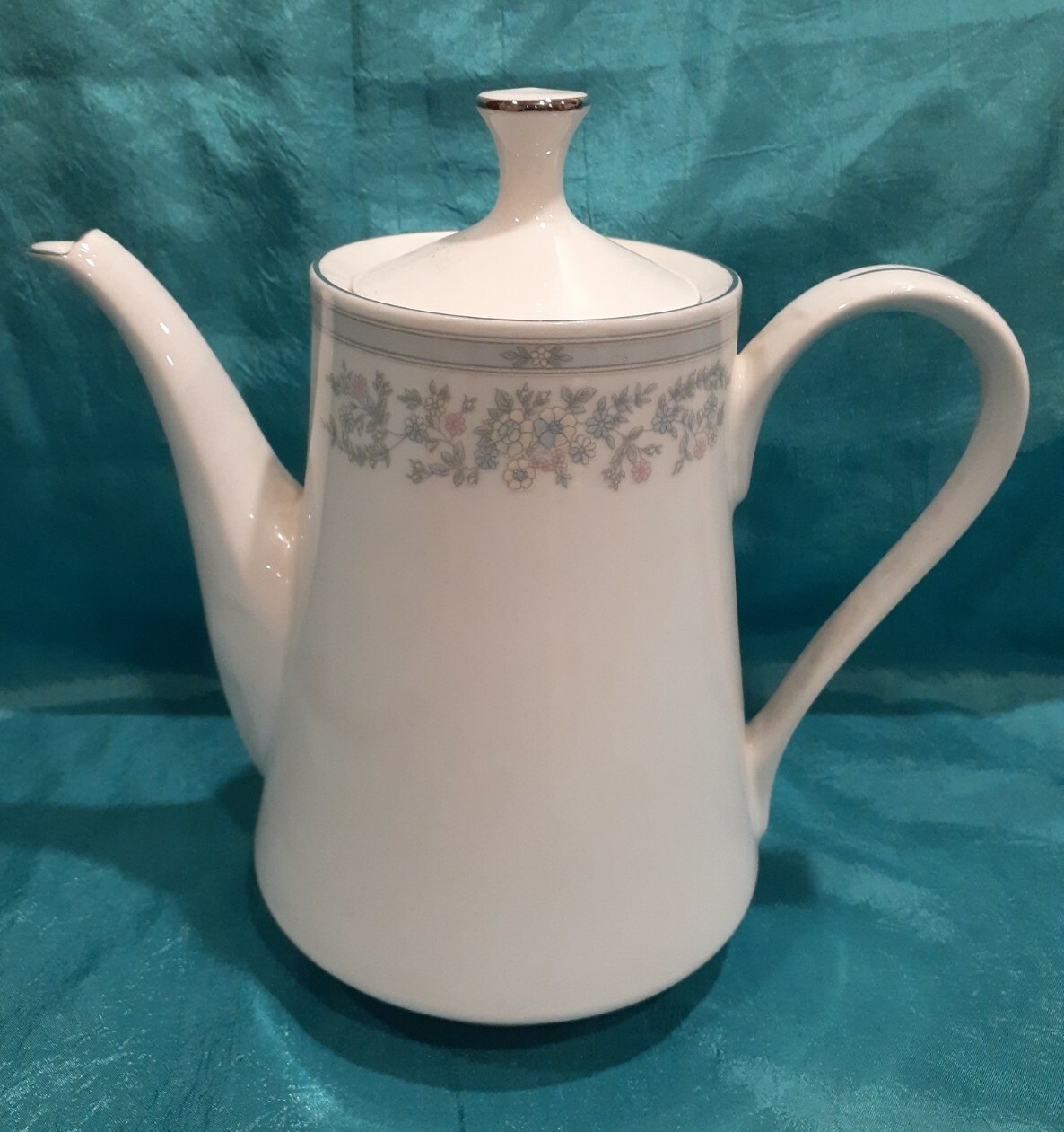 Fairfield Fine China Versailles Pattern tea set with salad plates | eBay