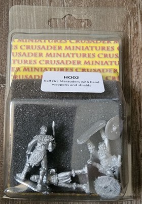 28mm Fantasy Half Orc Marauders with Hands Weapons & Shields (3) (*See ...