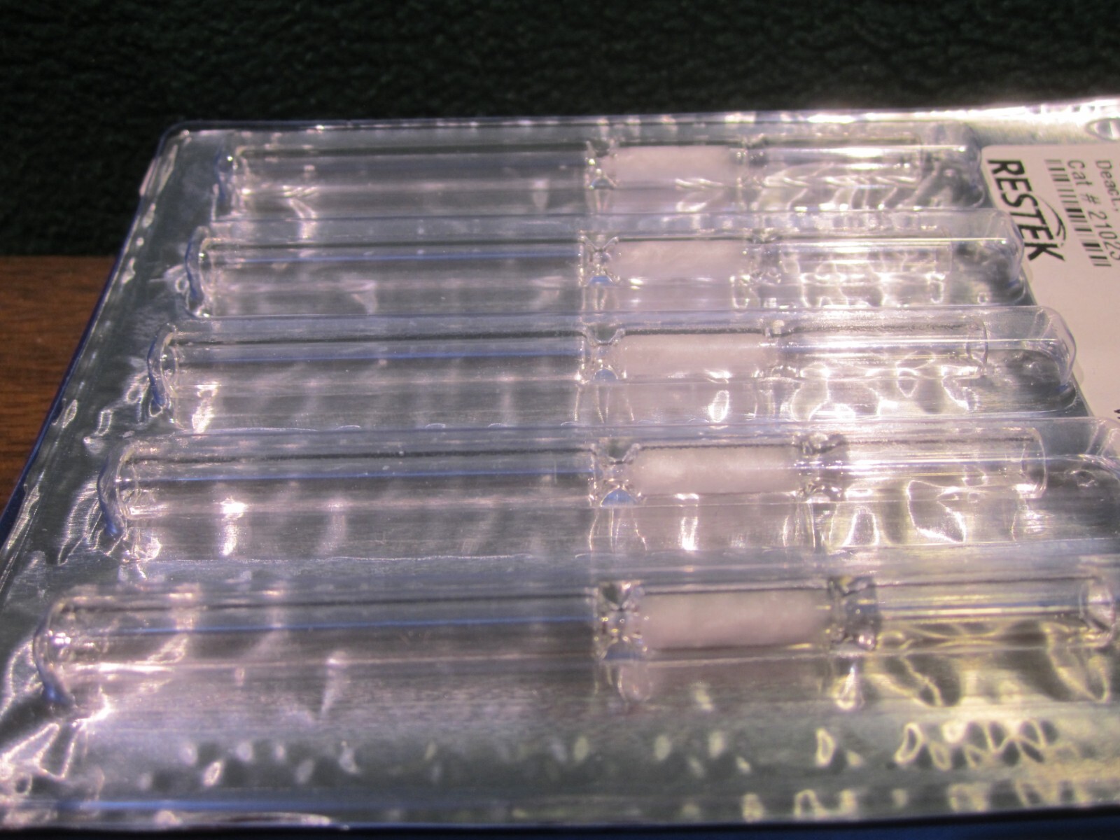 Restek 21023 Split GC Liner 4mm .3 .5 for Agilent GC for sale online | eBay