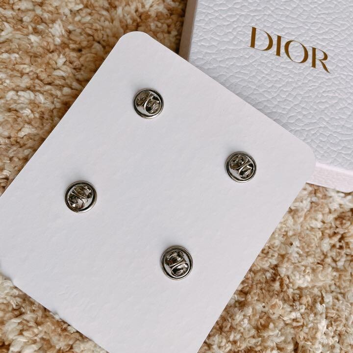 New Christian Dior Pin badge Set of 4 Brooch Pins Japan New Christian Dior Pin badge Set of 4 Brooch Pins Japan