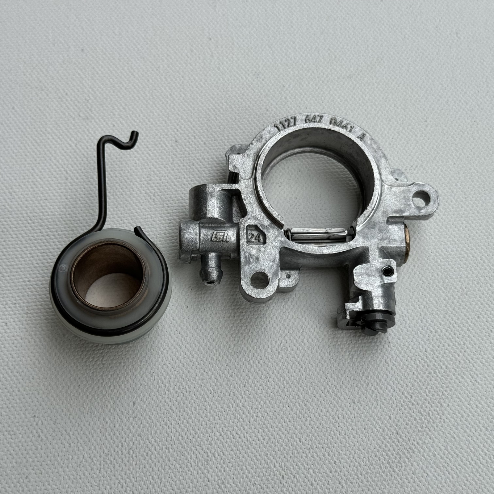 GENUINE STIHL CHAINSAW OIL PUMP 1127 640 3204 029 039 MS290 MS311 MS390 ...