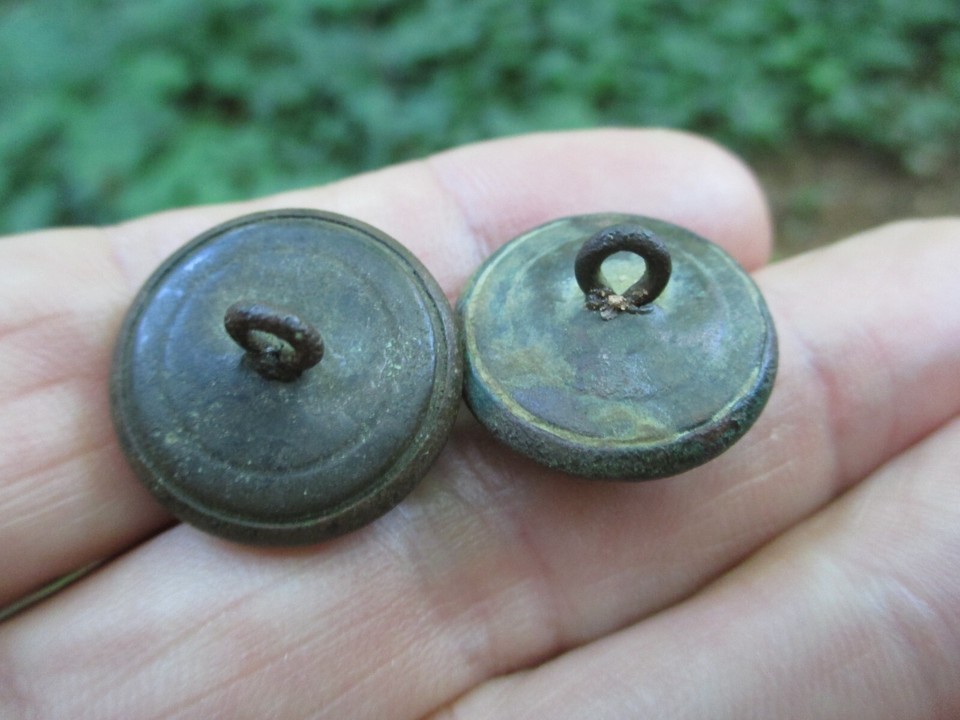 2 Civil War dug Union Eagle Infantry I Coat Buttons - Virginia relics ...