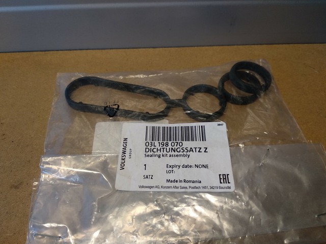 NEW Genuine Volkswagen Audi - 03L198070 - Oil Cooler Gasket Set | eBay