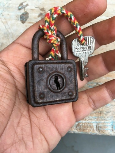 Antique Old Hand Forged Rustic Iron Made MORRIS Brand Small Lock & Key ...