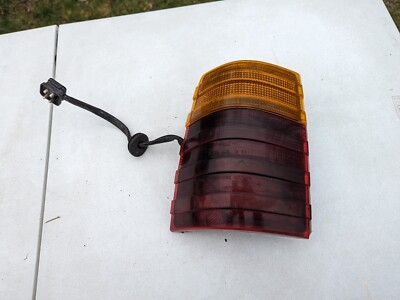 Mercedes 300TD W123 Wagon Left Rear Driver Tail Light lamp assembly ...