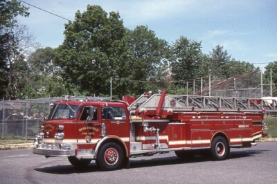 Bergenfield NJ 1976 American LaFrance 100' Mid-Mount - Fire Apparatus ...