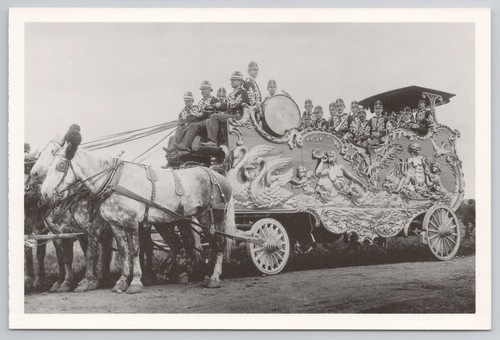 Ringling Bros. Barnum & Bailey Circus Swan Bandwagon Florida 1980s ...