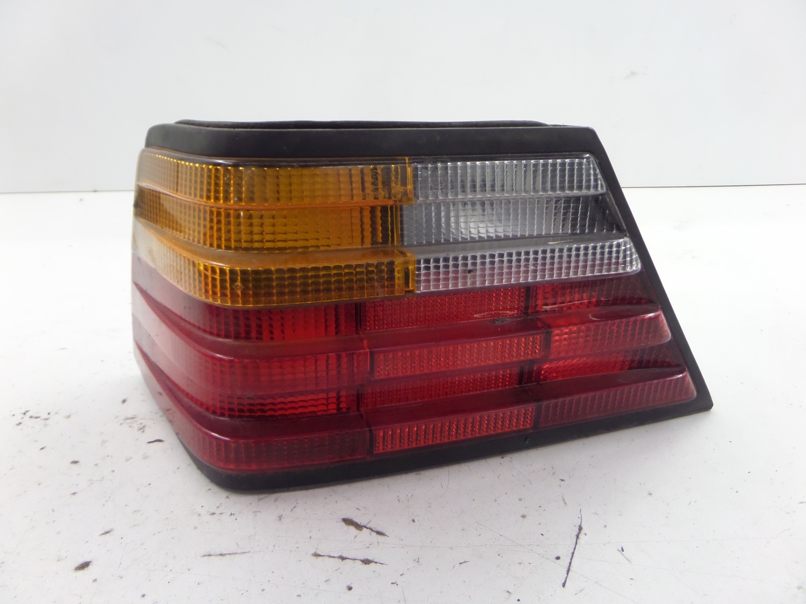 Mercedes 230CE 300CE Left Coupe Brake Tail Light W124 88-94 124 820 13 ...