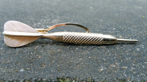 VINTAGE STRATTON ENGLAND IMITATION T/M GOLD PLATED DART TIE PIN CLIP ...
