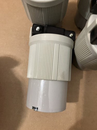 Arrow Hart Hart-Lock 30A 347/600V 3-Phase, Grounding, Female Connector ...