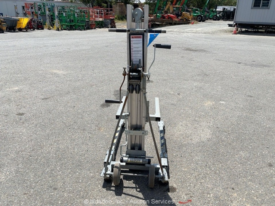 2017 Sumner 2412 12' Portable Material Contractor Lift Hoist 450 lbs ...