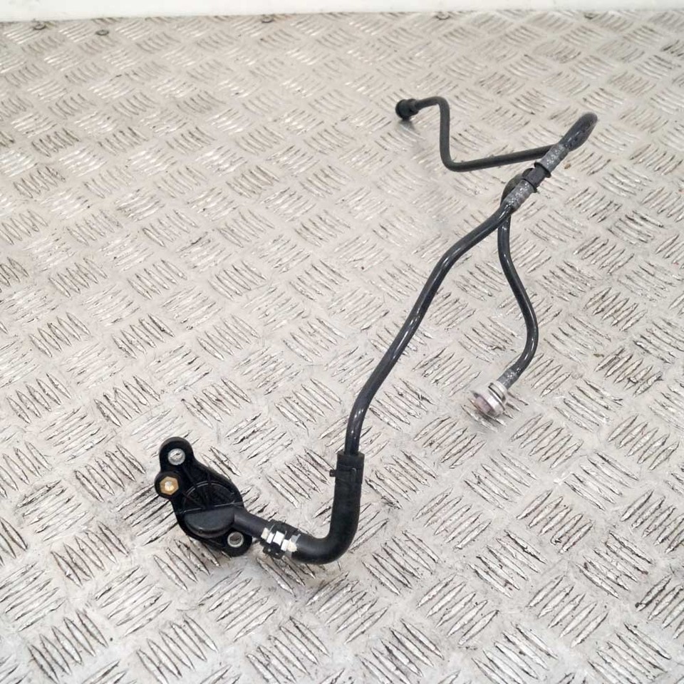 Bride de liquide de refroidissement de pompe à eau Audi Q5 80A ...