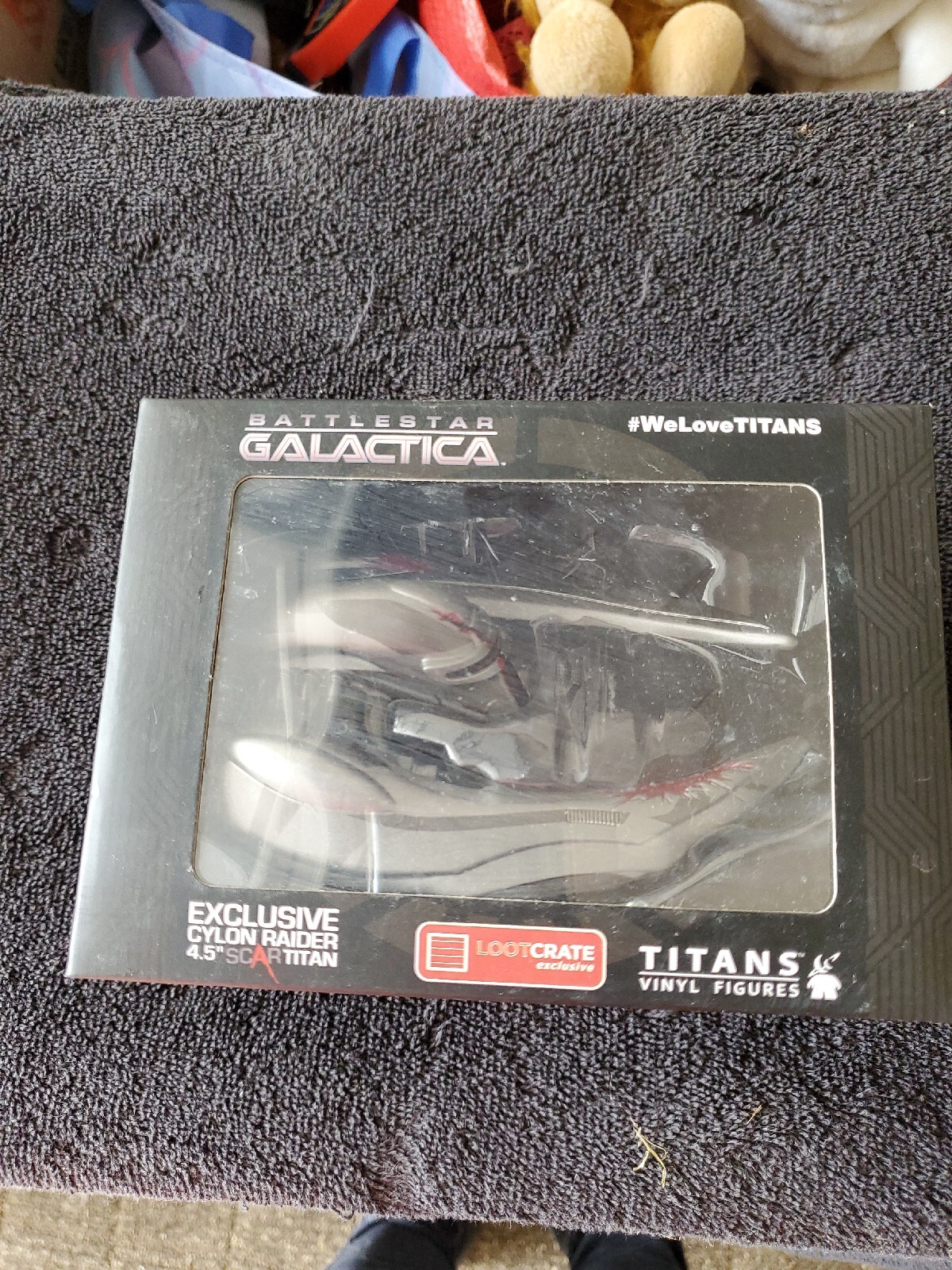 Battlestar Galactica Sealed Loot Crate Cylon Raider & challenge coin ...