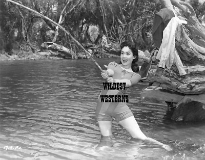 SUSAN CABOT PHOTO Busty CANDID FISHING Female Leggy Legs in Shorts ...