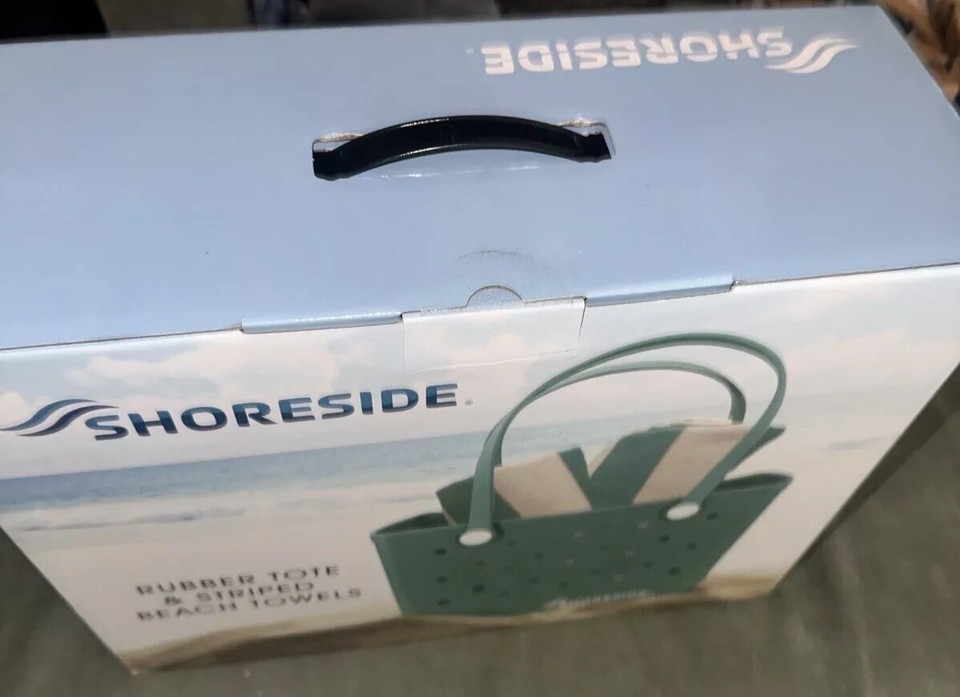 Shoreside Rubber tote & 2 striped beach towels. Green. The New Wave ...