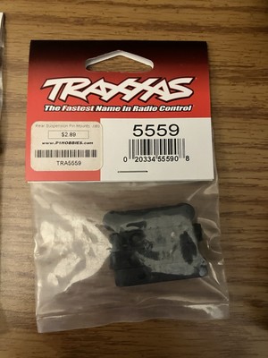 Traxxas 5559 - Rear Anti-Squat Suspension Hinge Pin Mount Set | eBay