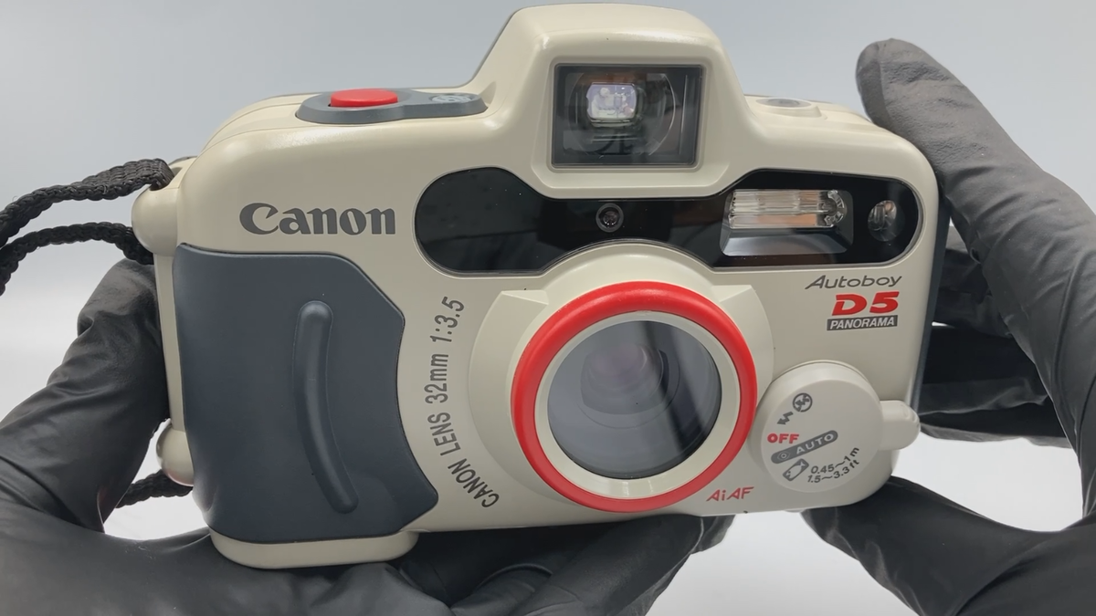 Canon Autoboy D5 LENS 32mm F3.5 Compact Film Camera From Canon Autoboy D5 LENS 32mm F3.5 Compact Film Camera From