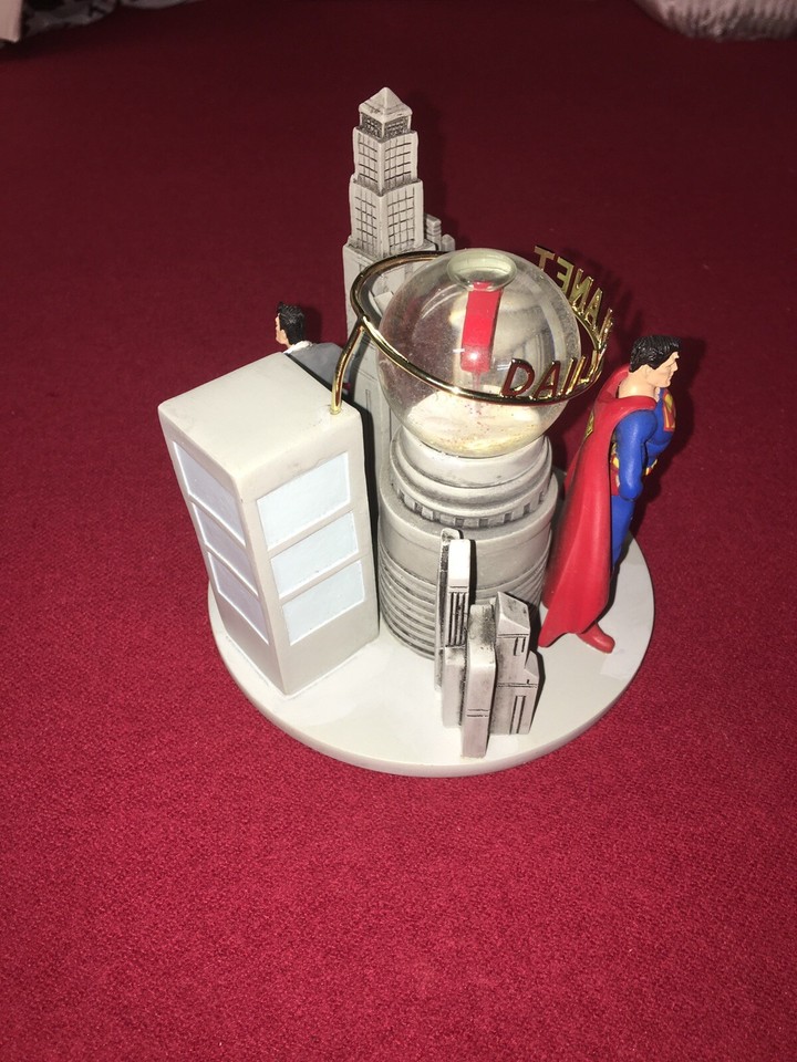 Superman Daily Planet Snow Globe Six Flags , Clark Kent | eBay