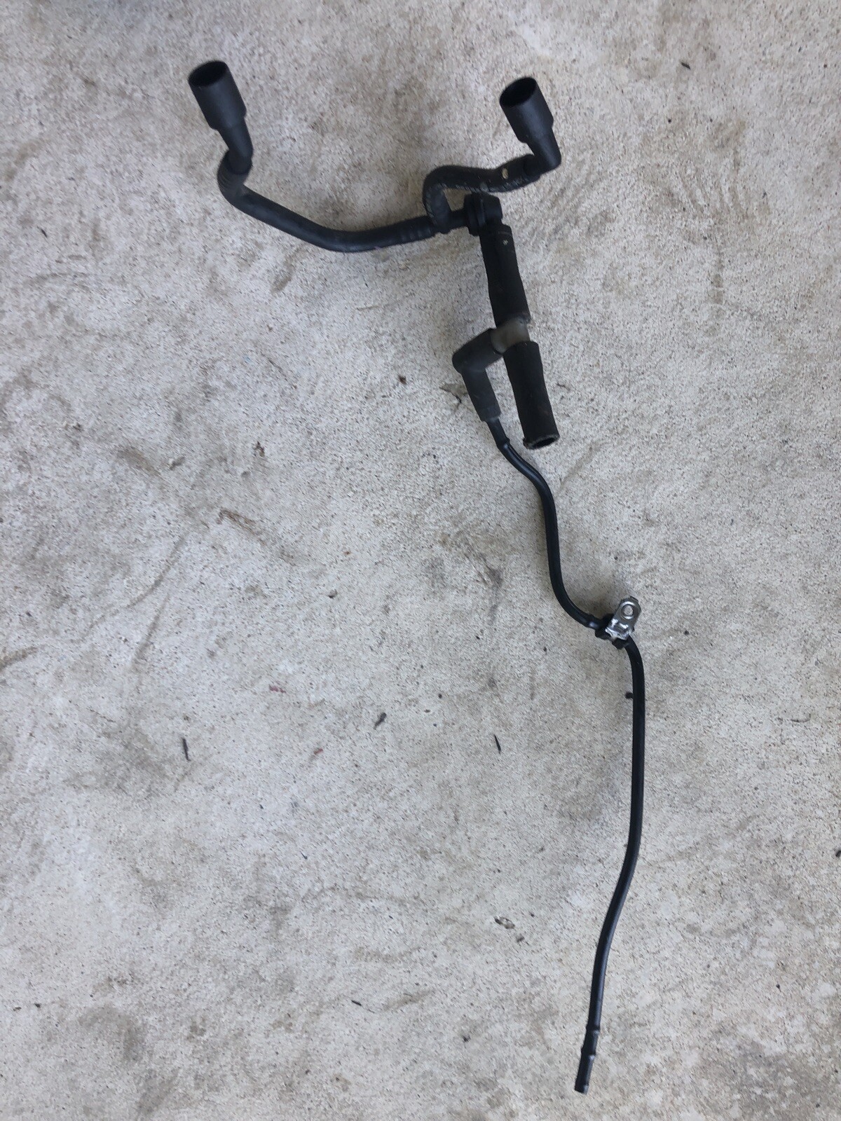 VW Eos Jetta GTI Audi A3 Vacuum Hose On Top of Cylinder Head Genuine ...