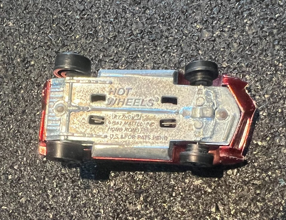 Hot Wheels Redline Vintage 1967 Python Hong Kong Red with Badge Very Niice | eBay