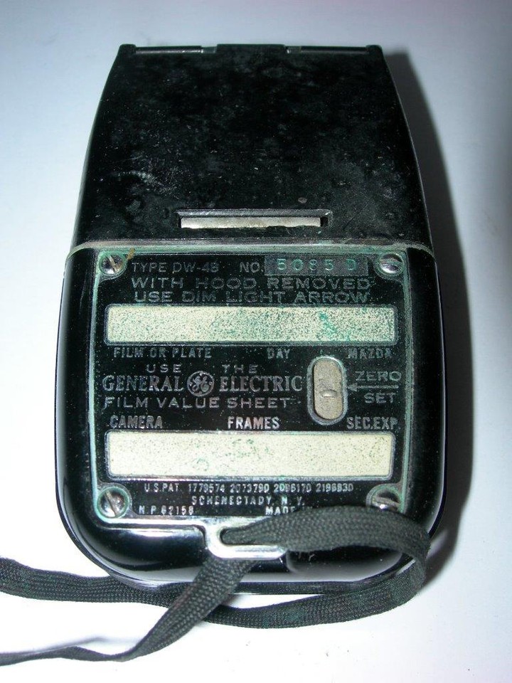 VINTAGE GENERAL ELECTRIC LIGHT METER DW-48 W/ LEATHER CASE"WORKS GOOD ...
