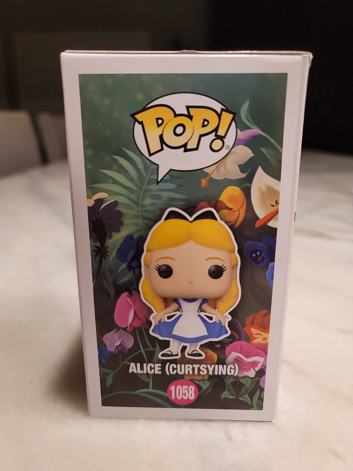 NEW Funko Pop! Vinyl: Disney - Alice (Curtsying) #1058 - SEALED ...
