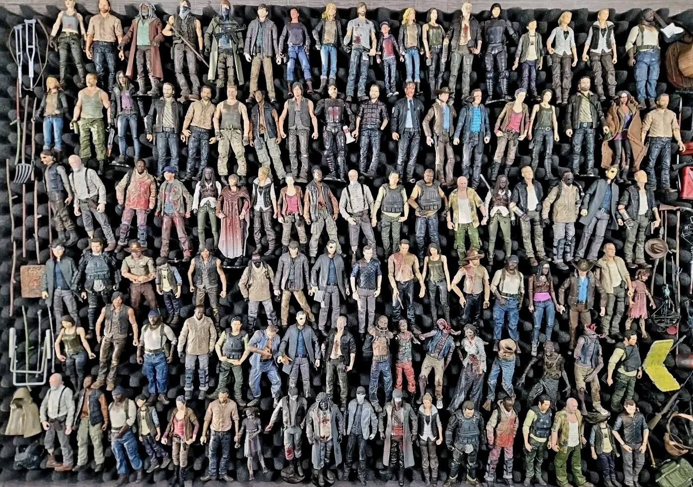 Mcfarlane The Walking Dead Loose Lot of TWD 105 Figures Accessories ...