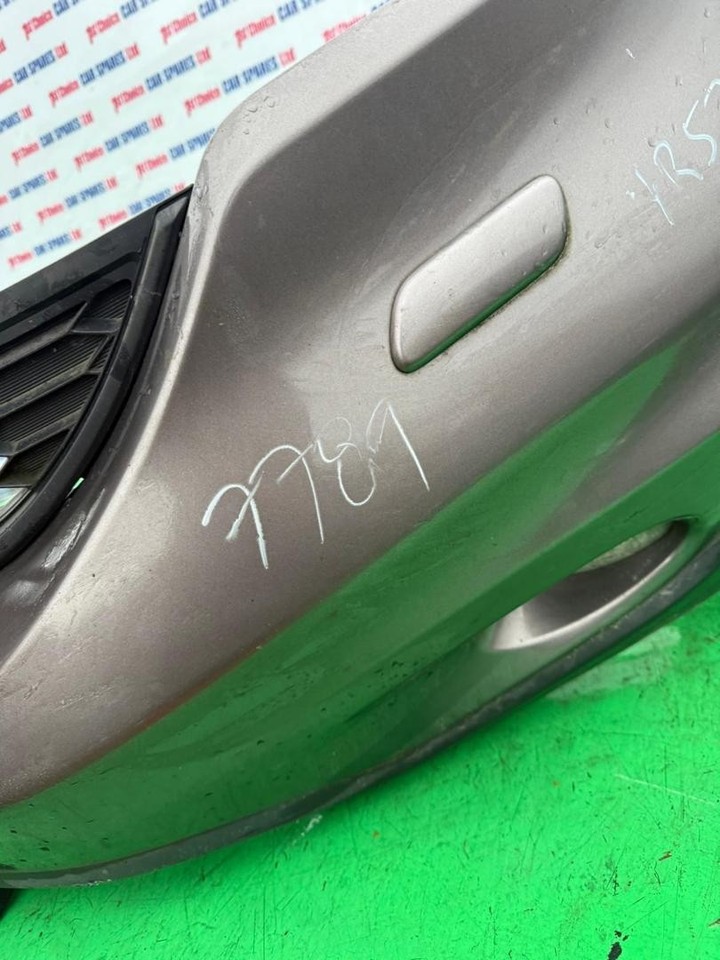 Honda CR-V CRV ESTATE 5DR 2011 MK3 FL SILVER YR578M FRONT BUMPER MARKS ...