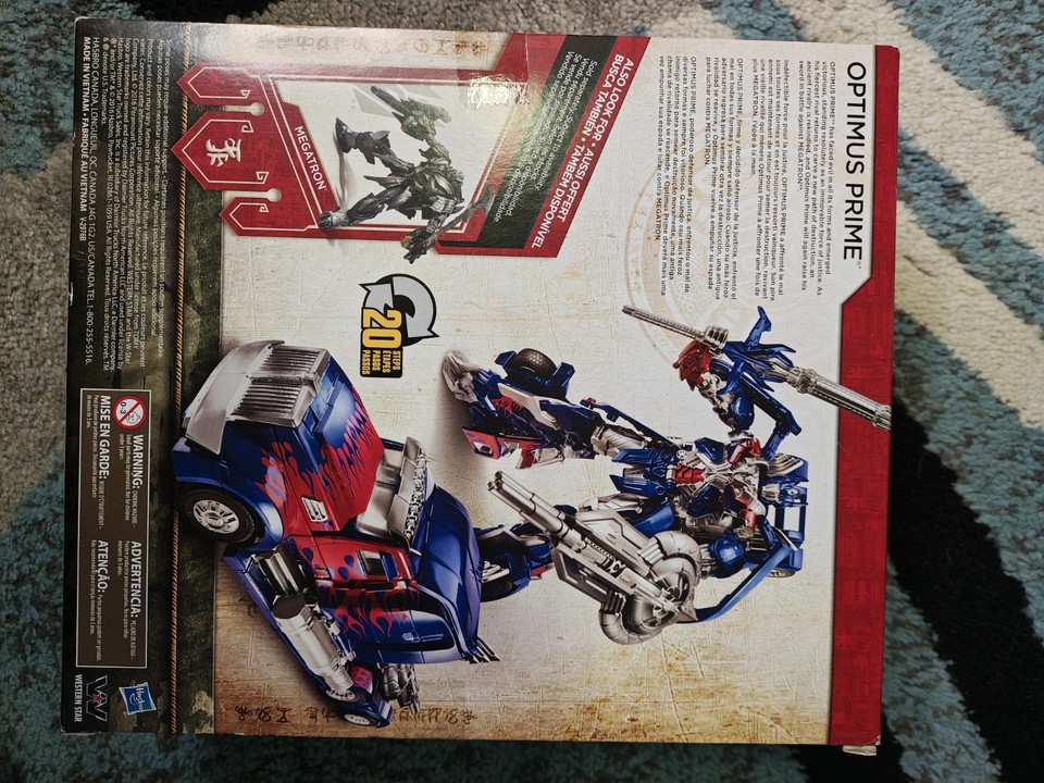 Transformers The Last Knight Premier Edition Leader Class Optimus Prime ...