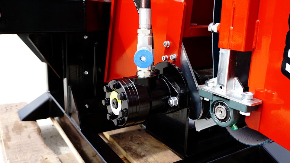 branch logger, wood chipper, wood processor, log splitter, REMET CNC ...