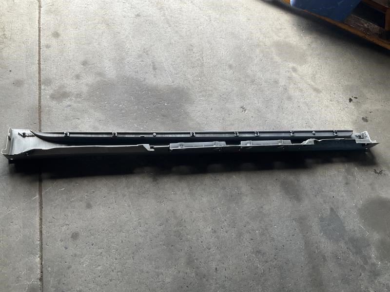 11 2011 Toyota Prius Driver Left Side Rocker Panel Skirt Molding OEM B ...