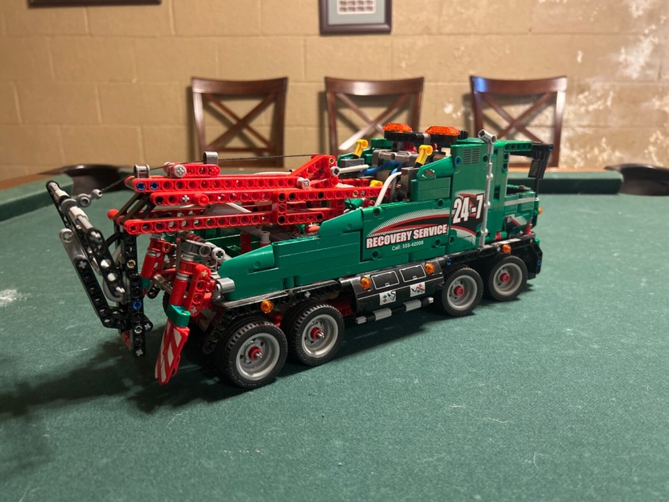 LEGO TECHNIC: Service Truck (42008) USED 673419191883| eBay