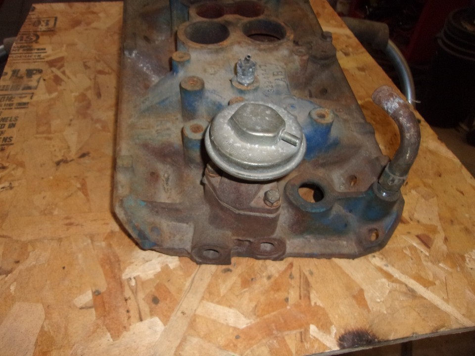 360-401 V8 AMC 3224347 4 Barrel Cast Iron Intake Manifold Jeep Javelin ...