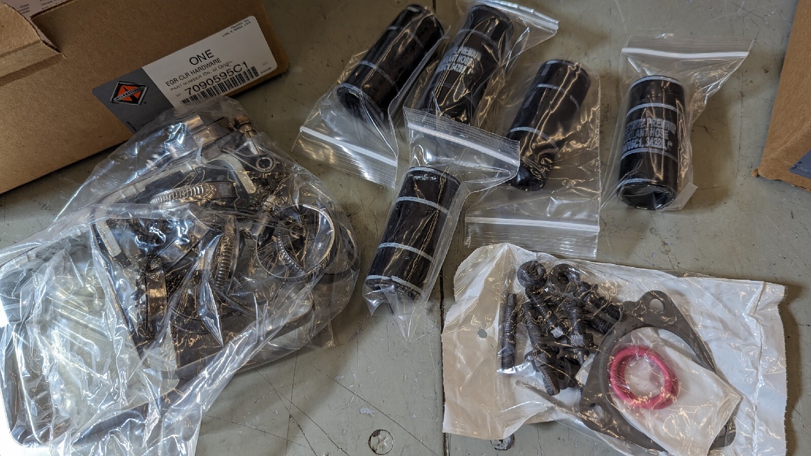 7090595C91 International EGR Cooler Kit MAXXFORCE DT 330 MM 7090595C93 ...