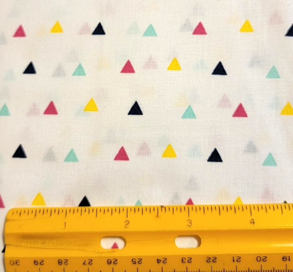 Multicolor Triangles Red Yellow Blue Black Small Print 3 Yds 44" W ...
