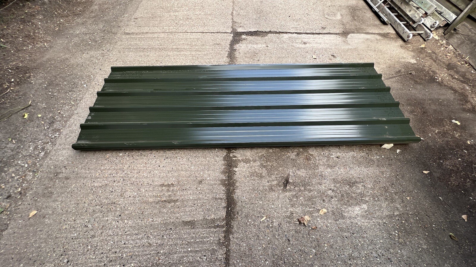 2.4m / 8ft Juniper Green - box profile roofing sheets - 1000 available ...