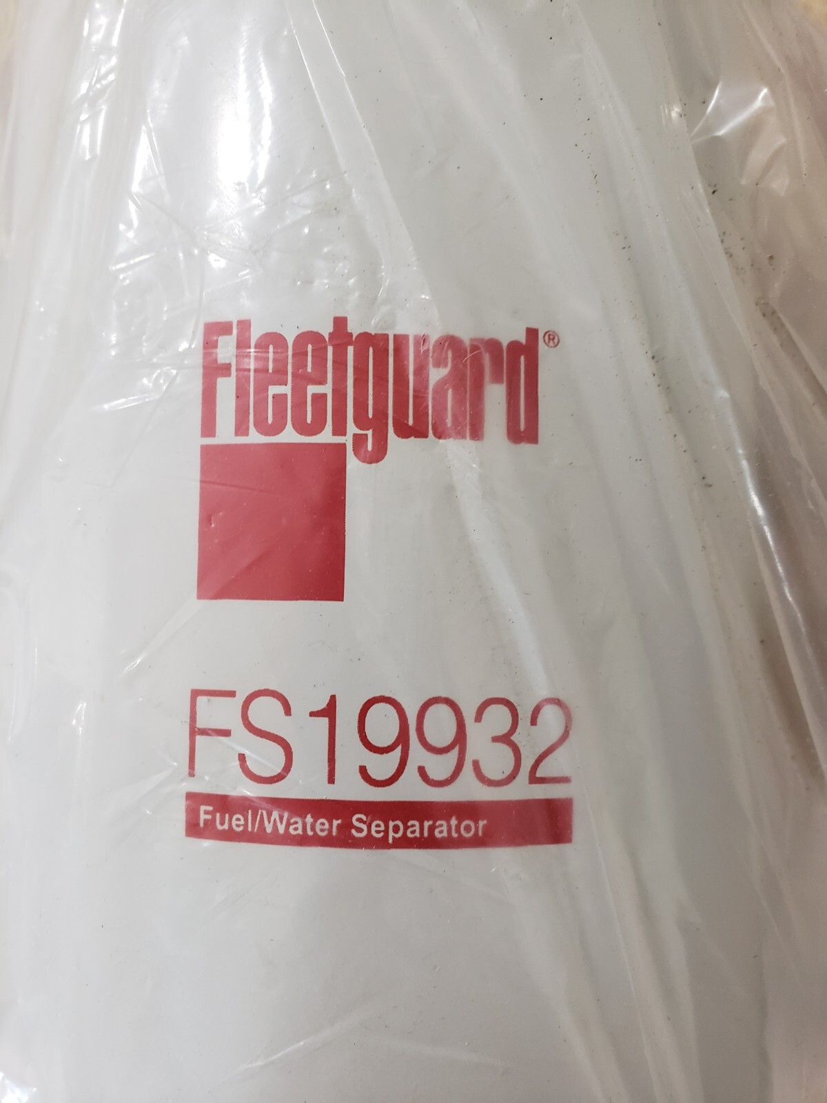 FLEETGUARD FS19932 - Fuel filter cross reference