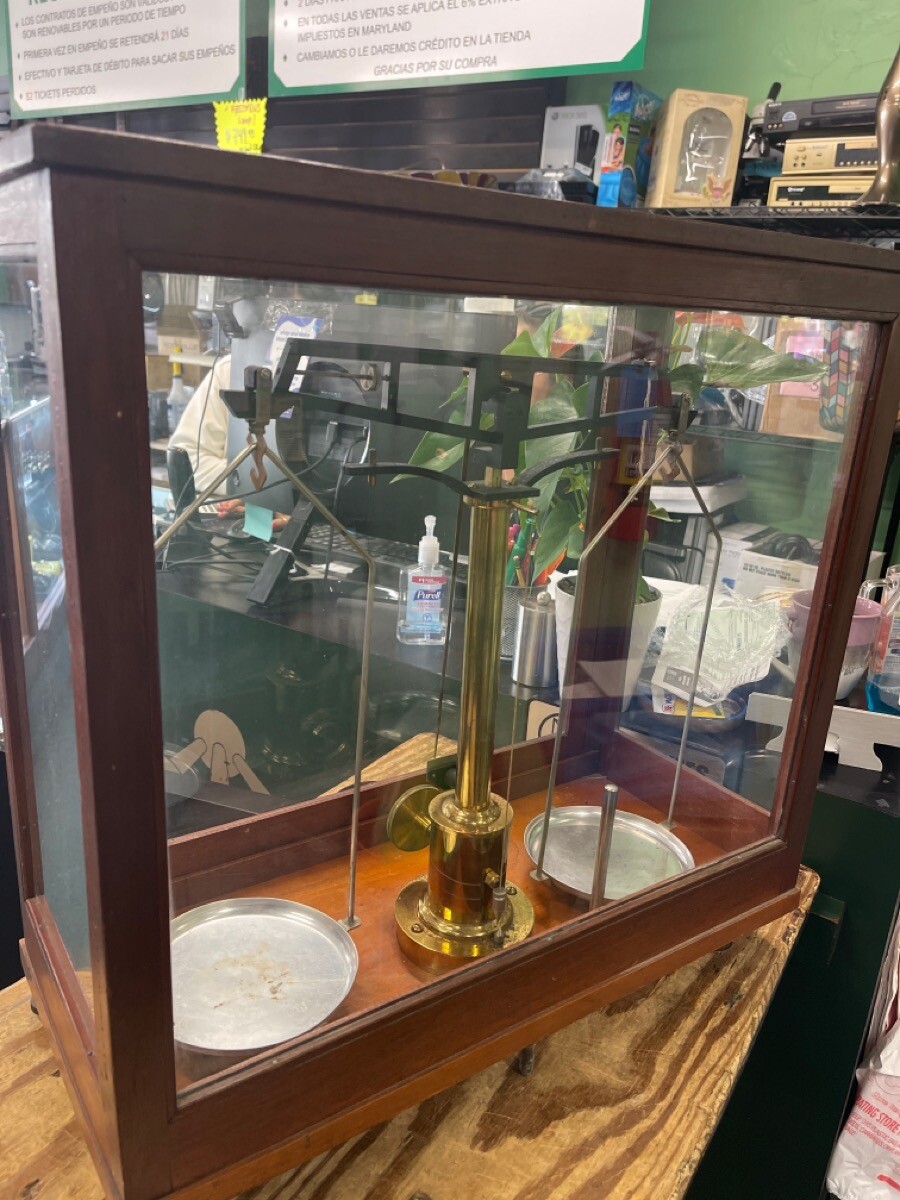 Antique CENCO Chicago Balance Gold Apothecary Scale Glass Wood Case ...