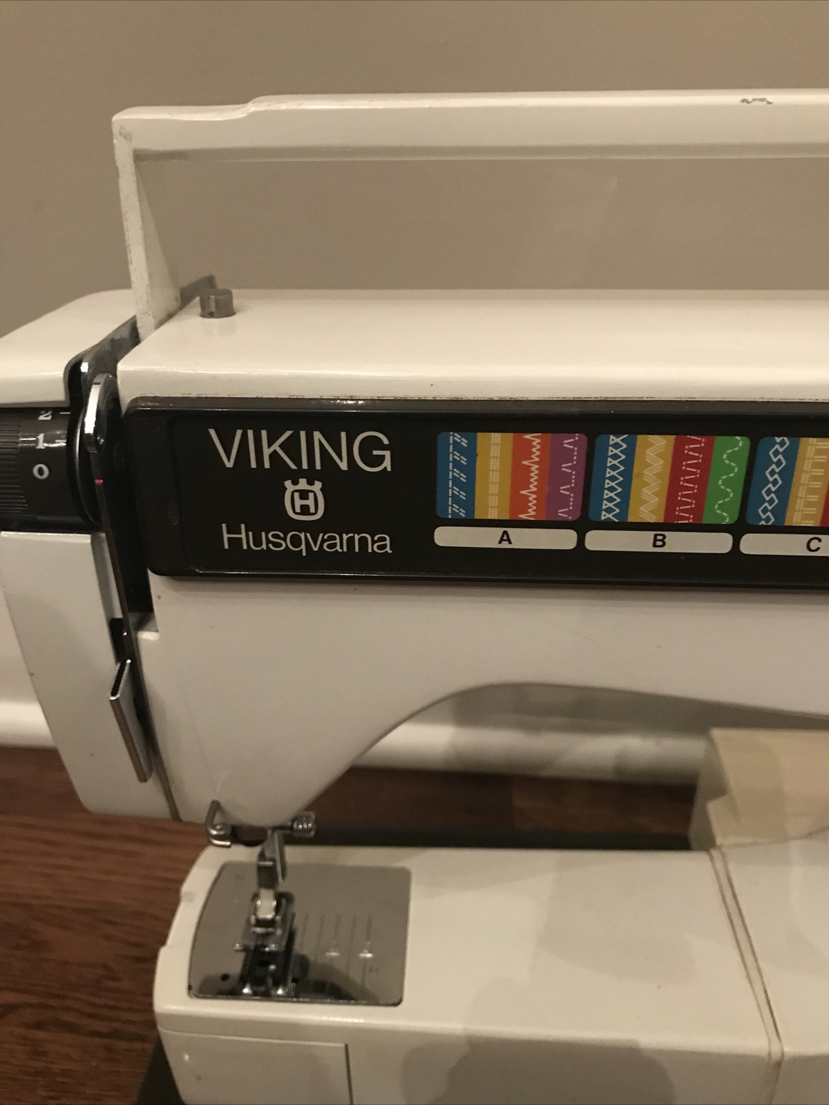 Vintage HUSQVARNA VIKING 6460 SEWING MACHINE w/ Cover No Pedal As Is | eBay