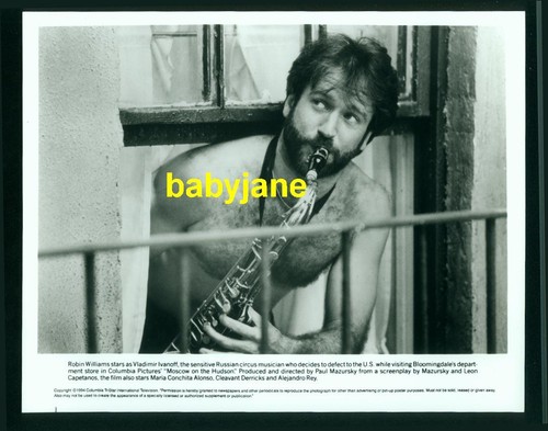 ROBIN WILLIAMS VINTAGE 8X10 PHOTO HAIRY CHEST PLAYS SAXOPHONE 1984 ...